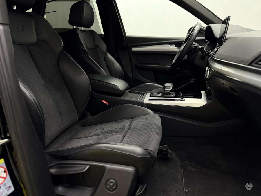 Melns Audi Q5 2022 Viļņa, ar dzinēja tilpumu 1.98 L un nobraukumu 106 tūkst. km par 35990 €, foto 16 vietnē AUTOMOTO.COM.LV