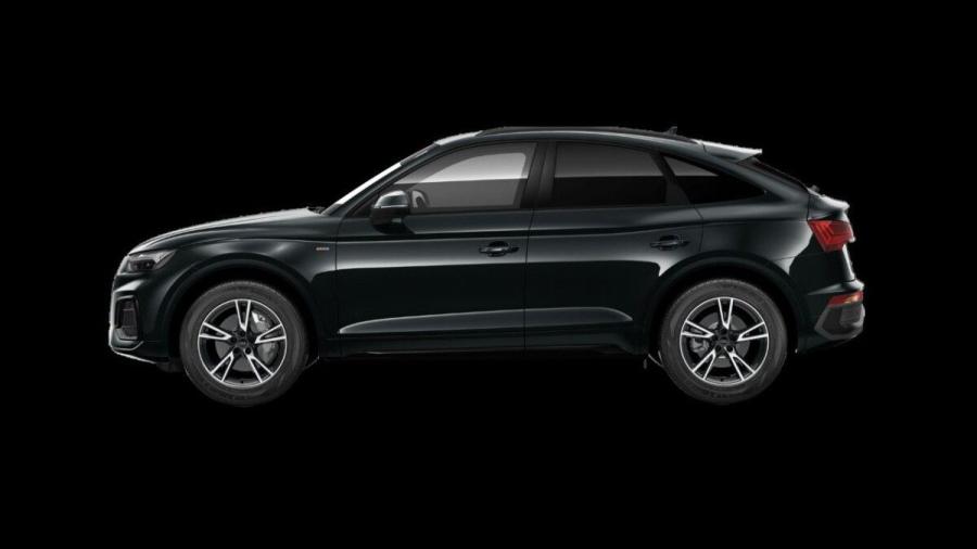 Melns Audi Q5 2022 Mārupe, ar dzinēja tilpumu 2.00 L un nobraukumu 130 tūkst. km par 35900 €, foto 3 vietnē AUTOMOTO.COM.LV