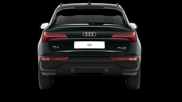 Melns Audi Q5 2022 Mārupe, ar dzinēja tilpumu 2.00 L un nobraukumu 130 tūkst. km par 35900 €, foto 4 vietnē AUTOMOTO.COM.LV