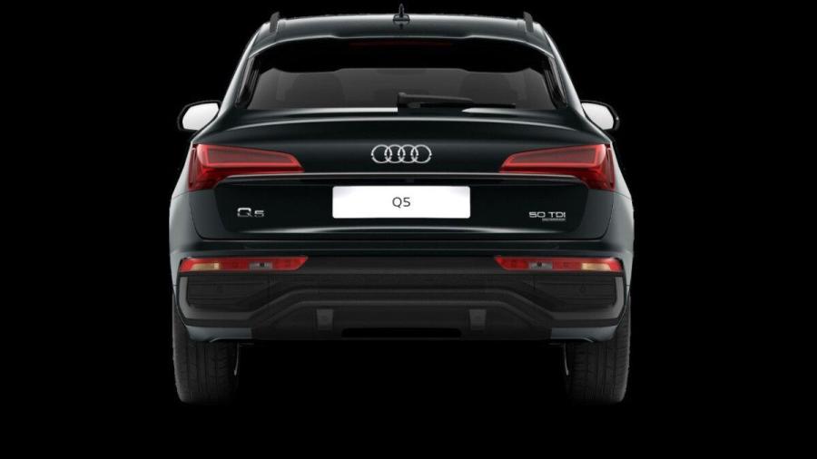 Melns Audi Q5 2022 Mārupe, ar dzinēja tilpumu 2.00 L un nobraukumu 130 tūkst. km par 35900 €, foto 5 vietnē AUTOMOTO.COM.LV