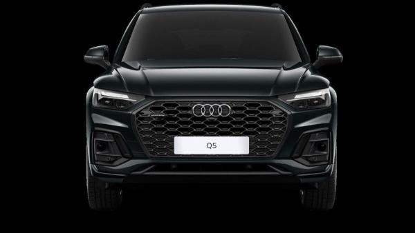 Melns Audi Q5 2022 Mārupe, ar dzinēja tilpumu 2.00 L un nobraukumu 130 tūkst. km par 35900 €, foto 5 vietnē AUTOMOTO.COM.LV