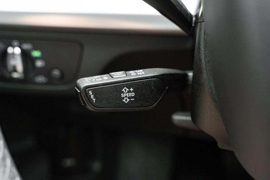 Melns Audi Q5 2022 Mārupe, ar dzinēja tilpumu 2.00 L un nobraukumu 135 tūkst. km par 33250 €, foto 12 vietnē AUTOMOTO.COM.LV