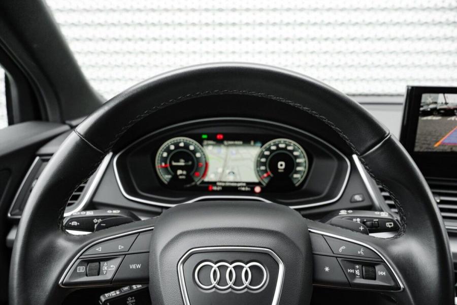 Melns Audi Q5 2022 Mārupe, ar dzinēja tilpumu 2.00 L un nobraukumu 135 tūkst. km par 33250 €, foto 16 vietnē AUTOMOTO.COM.LV