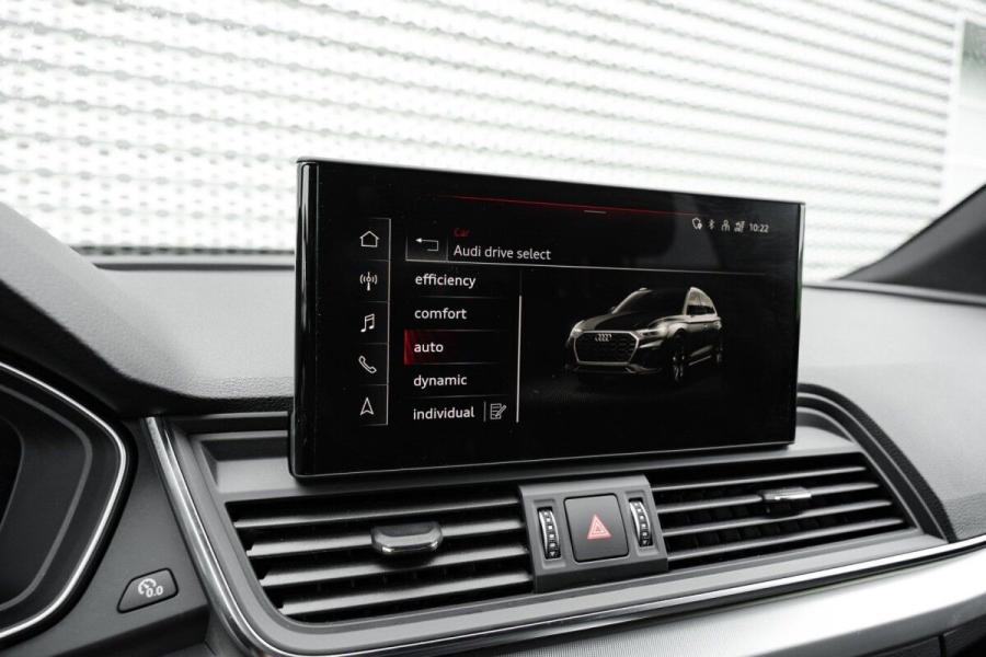 Melns Audi Q5 2022 Mārupe, ar dzinēja tilpumu 2.00 L un nobraukumu 135 tūkst. km par 33250 €, foto 21 vietnē AUTOMOTO.COM.LV