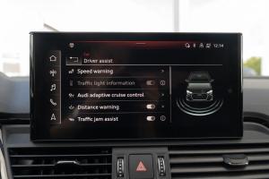 Black Audi Q5 2022 in Vilnius, with an engine capacity of 3.00 L and mileage of 105 thousand km for 37850 €, photo 15 on AUTOMOTO.COM.LV