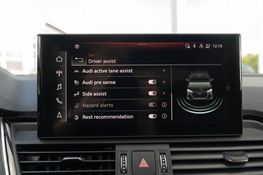 Black Audi Q5 2022 in Vilnius, with an engine capacity of 3.00 L and mileage of 105 thousand km for 37850 €, photo 16 on AUTOMOTO.COM.LV