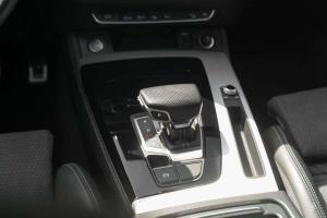 Melns Audi Q5 2022 Viļņa, ar dzinēja tilpumu 3.00 L un nobraukumu 105 tūkst. km par 37850 €, foto 11 vietnē AUTOMOTO.COM.LV