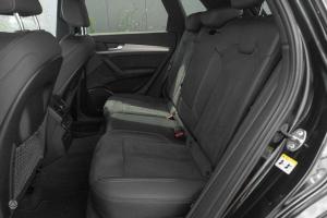 Melns Audi Q5 2022 Viļņa, ar dzinēja tilpumu 3.00 L un nobraukumu 105 tūkst. km par 37850 €, foto 12 vietnē AUTOMOTO.COM.LV