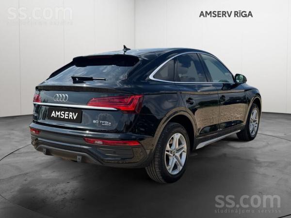 Melns Audi Q5 2022 Rīga, ar dzinēja tilpumu 2.00 L un nobraukumu 62 tūkst. km par 35200 €, foto 2 vietnē AUTOMOTO.COM.LV