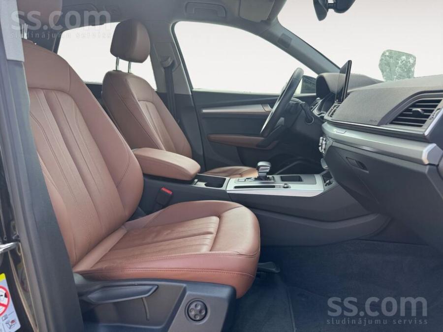 Melns Audi Q5 2022 Rīga, ar dzinēja tilpumu 2.00 L un nobraukumu 62 tūkst. km par 35200 €, foto 7 vietnē AUTOMOTO.COM.LV