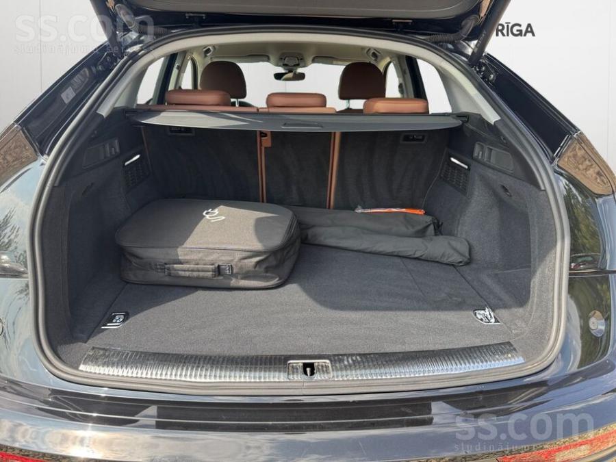 Melns Audi Q5 2022 Rīga, ar dzinēja tilpumu 2.00 L un nobraukumu 62 tūkst. km par 35200 €, foto 11 vietnē AUTOMOTO.COM.LV