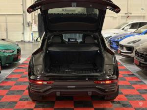 Black Audi Q5 2022 in Vilnius, with an engine capacity of 2.00 L and mileage of 86 thousand km for 36490 €, photo 35 on AUTOMOTO.COM.LV