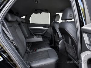 Melns Audi Q5 2022 Pērnava, ar dzinēja tilpumu 2.00 L un nobraukumu 56 tūkst. km par 37990 €, foto 13 vietnē AUTOMOTO.COM.LV