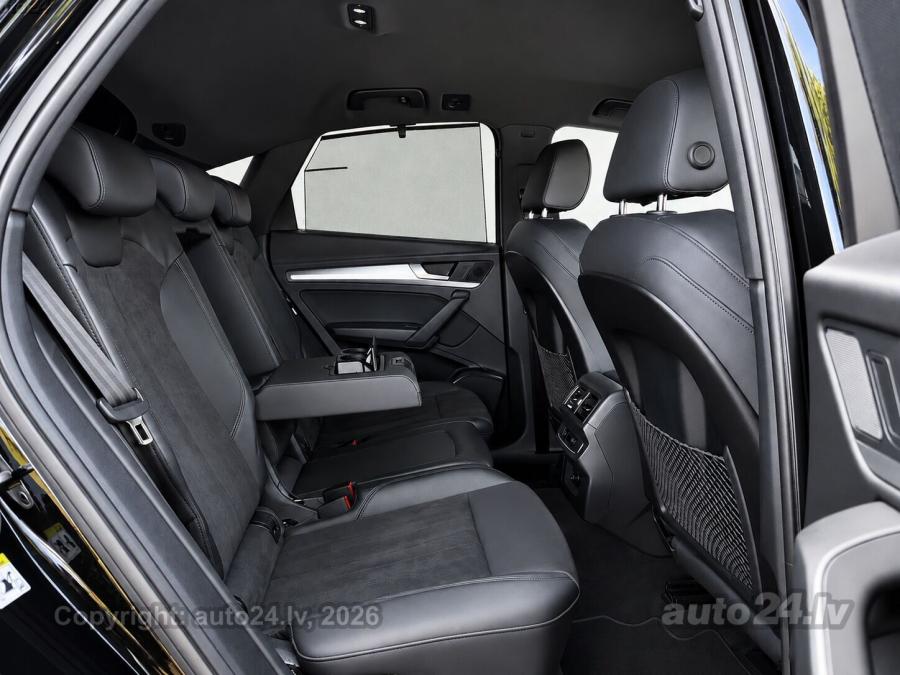 Melns Audi Q5 2022 Pērnava, ar dzinēja tilpumu 2.00 L un nobraukumu 56 tūkst. km par 37990 €, foto 13 vietnē AUTOMOTO.COM.LV
