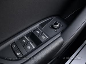 Melns Audi Q5 2022 Pērnava, ar dzinēja tilpumu 2.00 L un nobraukumu 56 tūkst. km par 37990 €, foto 26 vietnē AUTOMOTO.COM.LV