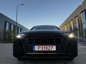 Black Audi Q5 2022 in Vilnius, with an engine capacity of 1.97 L and mileage of 204 thousand km for 22952 €, photo 8 on AUTOMOTO.COM.LV