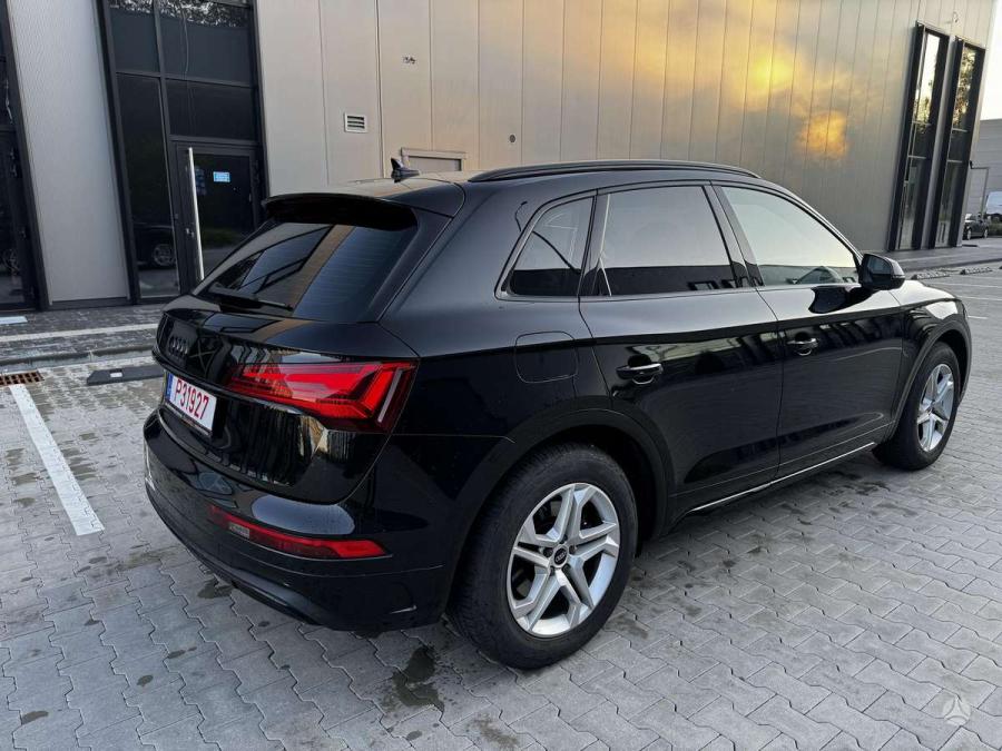 Black Audi Q5 2022 in Vilnius, with an engine capacity of 1.97 L and mileage of 204 thousand km for 22952 €, photo 13 on AUTOMOTO.COM.LV