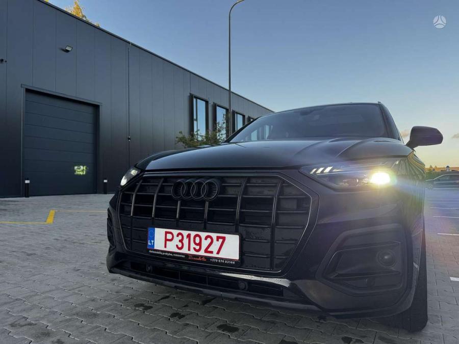 Black Audi Q5 2022 in Vilnius, with an engine capacity of 1.97 L and mileage of 204 thousand km for 22952 €, photo 14 on AUTOMOTO.COM.LV