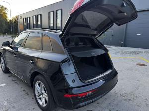 Black Audi Q5 2022 in Vilnius, with an engine capacity of 1.97 L and mileage of 204 thousand km for 22952 €, photo 20 on AUTOMOTO.COM.LV