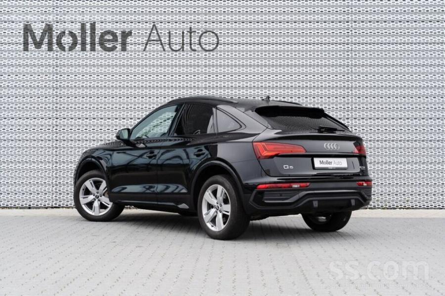 Melns Audi Q5 2022 Rīga, ar dzinēja tilpumu 2.00 L un nobraukumu 84 tūkst. km par 36850 €, foto 4 vietnē AUTOMOTO.COM.LV