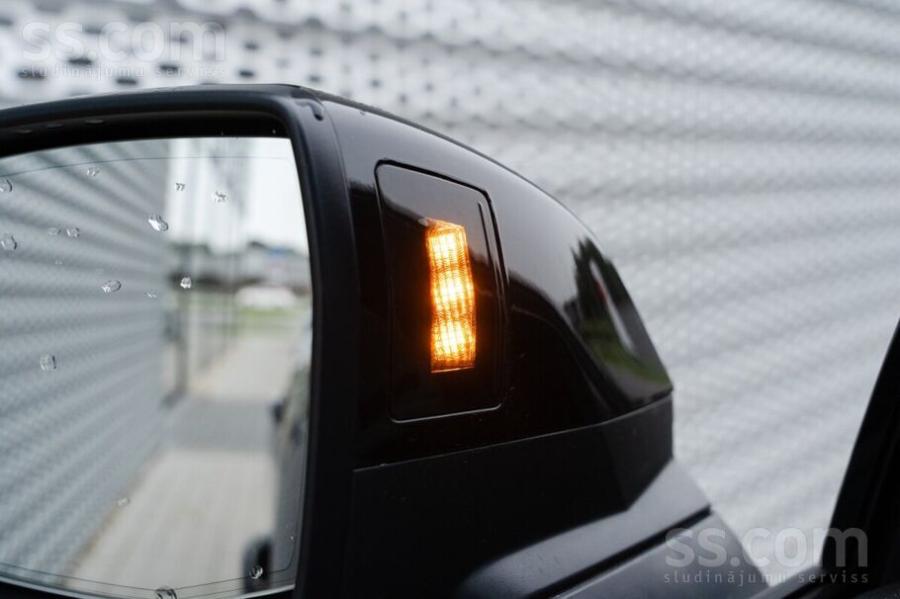Melns Audi Q5 2022 Rīga, ar dzinēja tilpumu 2.00 L un nobraukumu 84 tūkst. km par 36850 €, foto 8 vietnē AUTOMOTO.COM.LV