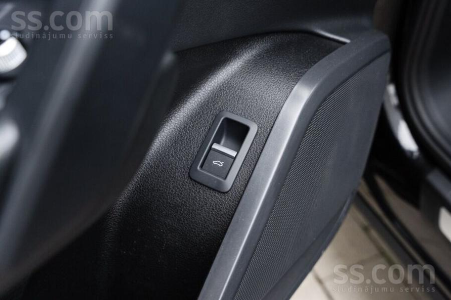 Melns Audi Q5 2022 Rīga, ar dzinēja tilpumu 2.00 L un nobraukumu 84 tūkst. km par 36850 €, foto 11 vietnē AUTOMOTO.COM.LV