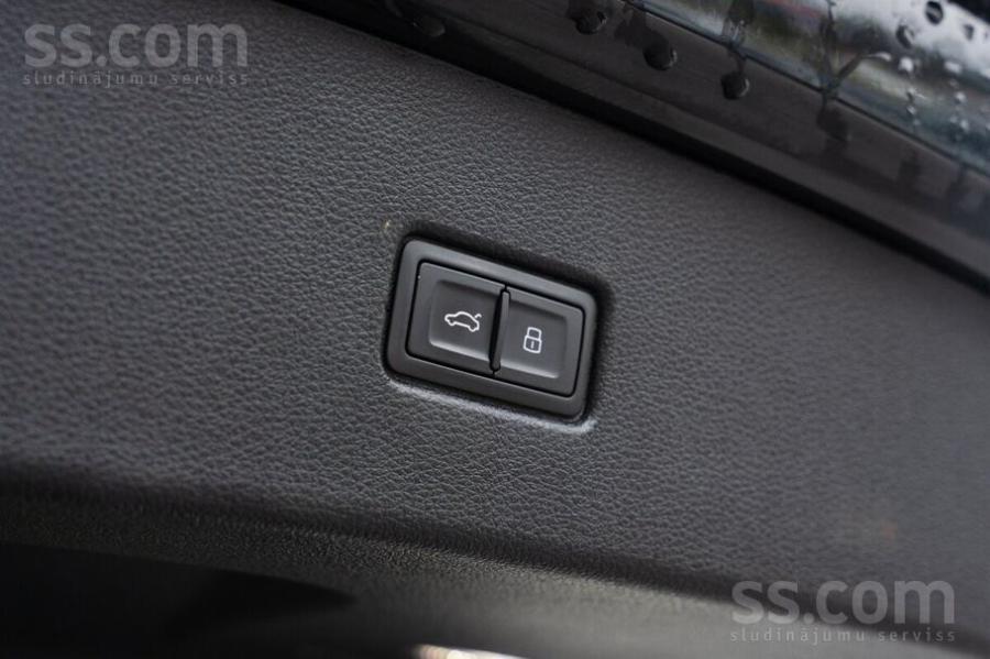 Melns Audi Q5 2022 Rīga, ar dzinēja tilpumu 2.00 L un nobraukumu 84 tūkst. km par 36850 €, foto 31 vietnē AUTOMOTO.COM.LV