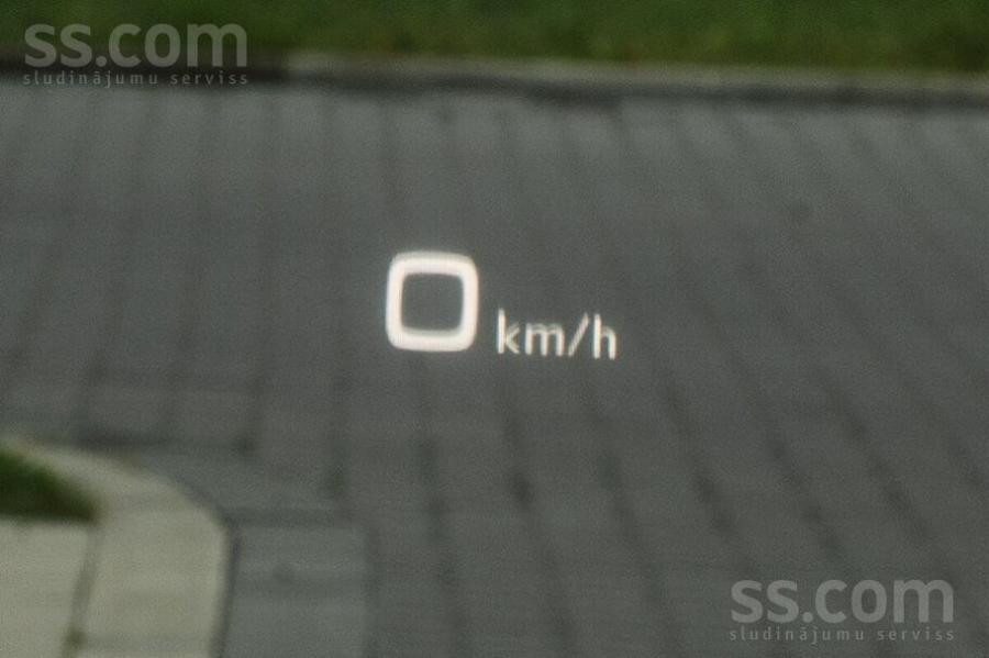Черный Ауди Ку 5 2022 в Рига, объемом двигателя 3.00 л и пробегом 130 тыс. км за 36700 €, фото 14 на AUTOMOTO.COM.LV