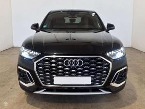 Black Audi Q5 2022 in Vilnius, with an engine capacity of 2.00 L and mileage of 107 thousand km for 37333 €, photo 7 on AUTOMOTO.COM.LV