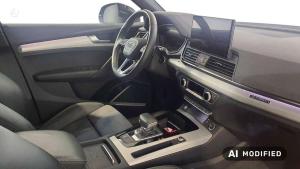 Black Audi Q5 2022 in Vilnius, with an engine capacity of 2.00 L and mileage of 107 thousand km for 37333 €, photo 9 on AUTOMOTO.COM.LV