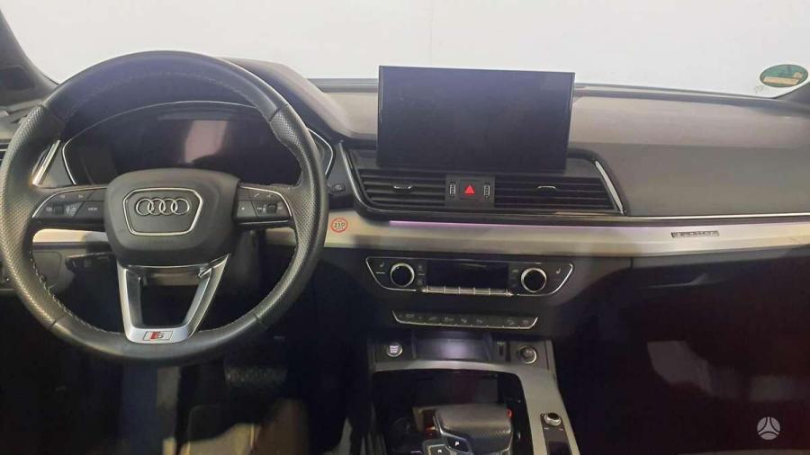 Black Audi Q5 2022 in Vilnius, with an engine capacity of 2.00 L and mileage of 107 thousand km for 37333 €, photo 15 on AUTOMOTO.COM.LV