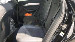 Black Audi Q5 2022 in Vilnius, with an engine capacity of 2.00 L and mileage of 107 thousand km for 37333 €, photo 19 on AUTOMOTO.COM.LV