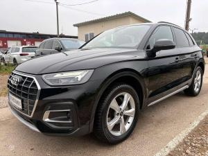 Melns Audi Q5 2022 Viļņa, ar dzinēja tilpumu 1.97 L un nobraukumu 90 tūkst. km par 30200 €, foto  vietnē AUTOMOTO.COM.LV
