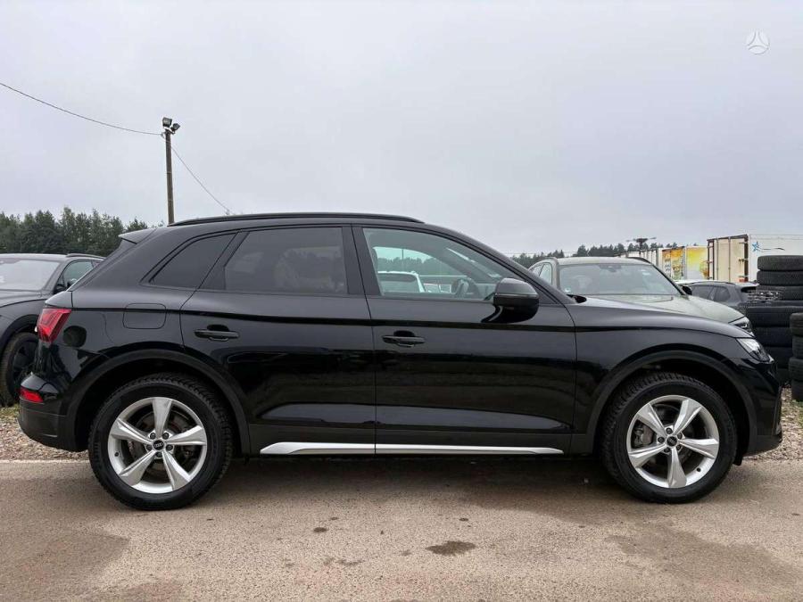 Melns Audi Q5 2022 Viļņa, ar dzinēja tilpumu 1.97 L un nobraukumu 90 tūkst. km par 30200 €, foto 6 vietnē AUTOMOTO.COM.LV