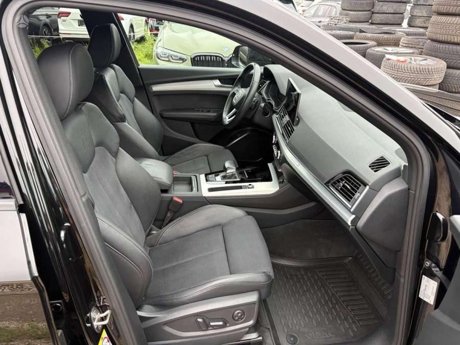 Melns Audi Q5 2022 Viļņa, ar dzinēja tilpumu 1.97 L un nobraukumu 90 tūkst. km par 30200 €, foto 15 vietnē AUTOMOTO.COM.LV