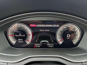 Melns Audi Q5 2022 Viļņa, ar dzinēja tilpumu 1.97 L un nobraukumu 90 tūkst. km par 30200 €, foto 19 vietnē AUTOMOTO.COM.LV