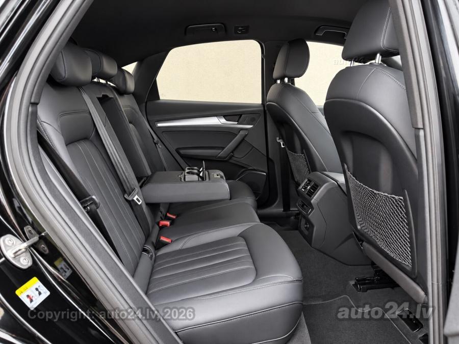 Черный Ауди Ку 5 2022 в Пярну, объемом двигателя 2.00 л и пробегом 109 тыс. км за 33990 €, фото 14 на AUTOMOTO.COM.LV