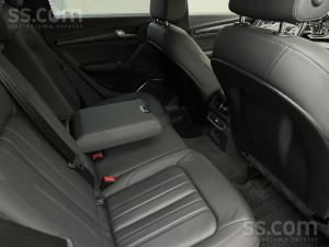 Black Audi Q5 2023 in Riga, with an engine capacity of 2.00 L and mileage of 51 thousand km for 38950 €, photo 21 on AUTOMOTO.COM.LV