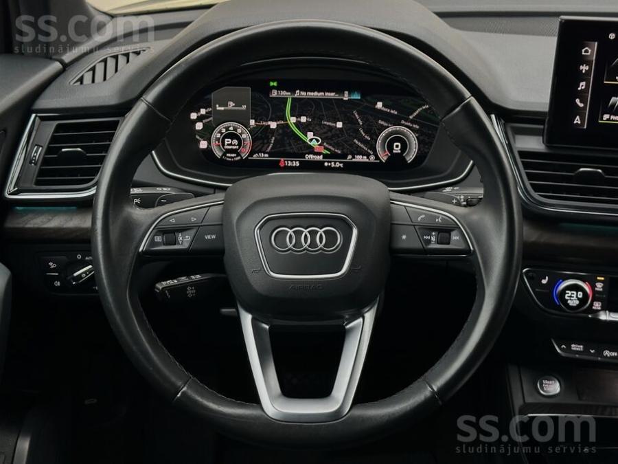 Black Audi Q5 2023 in Riga, with an engine capacity of 2.00 L and mileage of 51 thousand km for 38950 €, photo 25 on AUTOMOTO.COM.LV