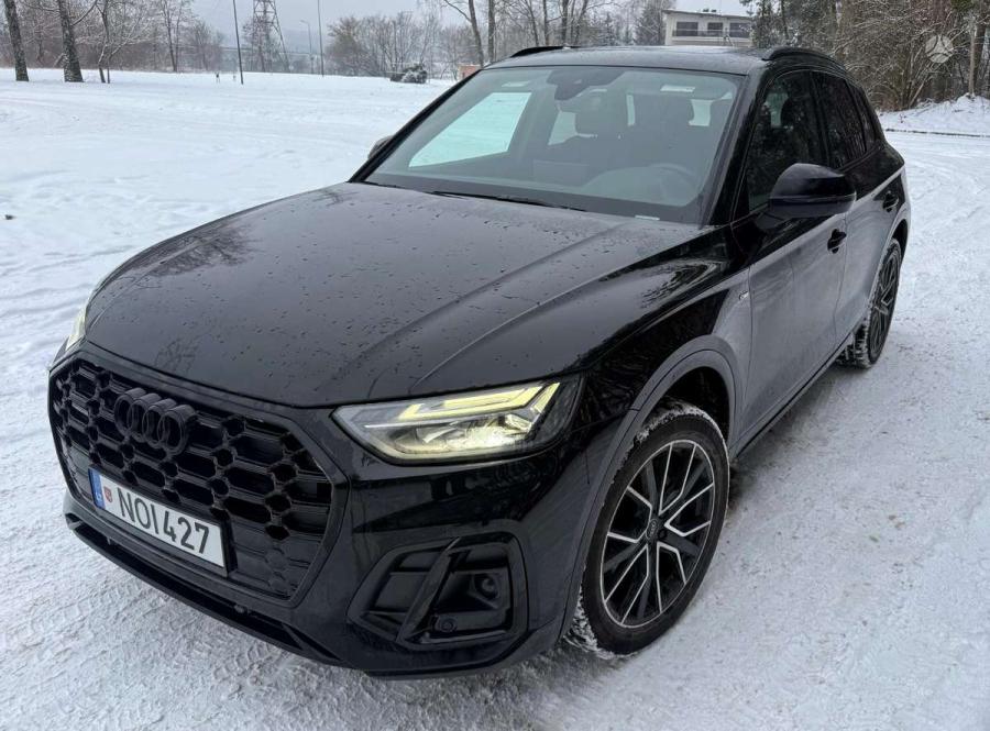 Melns Audi Q5 2023 Kauņa, ar dzinēja tilpumu 2.00 L un nobraukumu 24 tūkst. km par 38500 €, foto 2 vietnē AUTOMOTO.COM.LV