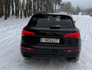 Melns Audi Q5 2023 Kauņa, ar dzinēja tilpumu 2.00 L un nobraukumu 24 tūkst. km par 38500 €, foto 7 vietnē AUTOMOTO.COM.LV