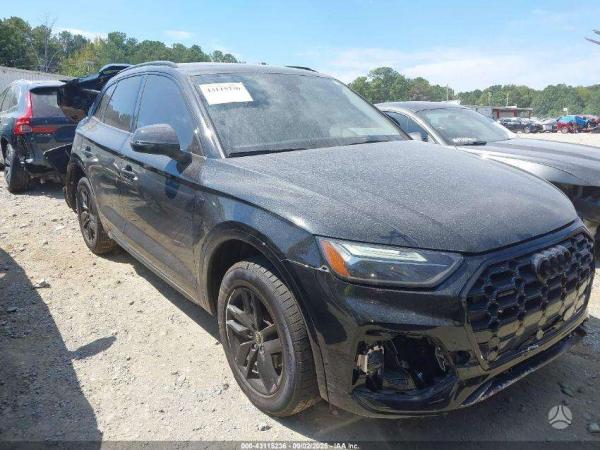 Black Audi Q5 2023 in Telschi, with an engine capacity of 1.98 L and mileage of 63 thousand km for 22000 €, photo 1 on AUTOMOTO.COM.LV