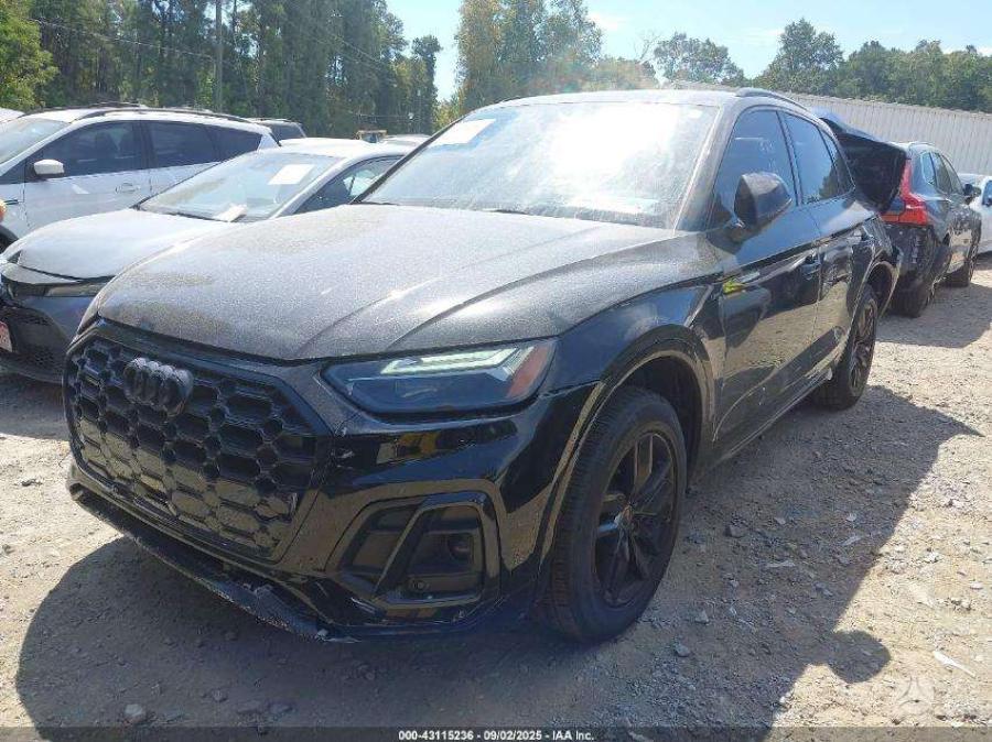 Black Audi Q5 2023 in Telschi, with an engine capacity of 1.98 L and mileage of 63 thousand km for 22000 €, photo 2 on AUTOMOTO.COM.LV
