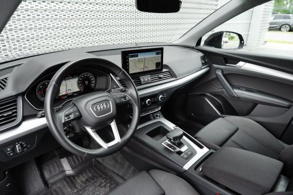 Black Audi Q5 2023 in Marupe, with an engine capacity of 2.00 L and mileage of 113 thousand km for 34900 €, photo 9 on AUTOMOTO.COM.LV