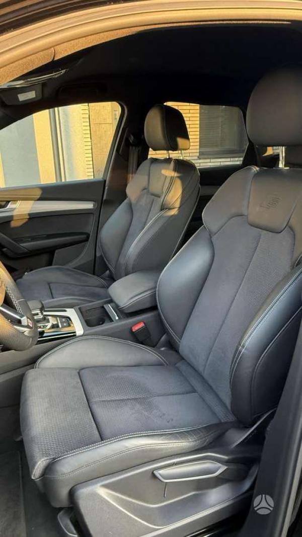 Melns Audi Q5 2023 Viļņa, ar dzinēja tilpumu 1.98 L un nobraukumu 117 tūkst. km par 29490 €, foto 9 vietnē AUTOMOTO.COM.LV