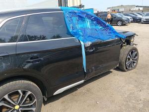 Black Audi Q5 2023 in Marijampole, with an engine capacity of 1.98 L and mileage of 160 thousand km for 14500 €, photo 13 on AUTOMOTO.COM.LV