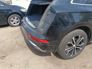 Black Audi Q5 2023 in Marijampole, with an engine capacity of 1.98 L and mileage of 160 thousand km for 14500 €, photo 14 on AUTOMOTO.COM.LV