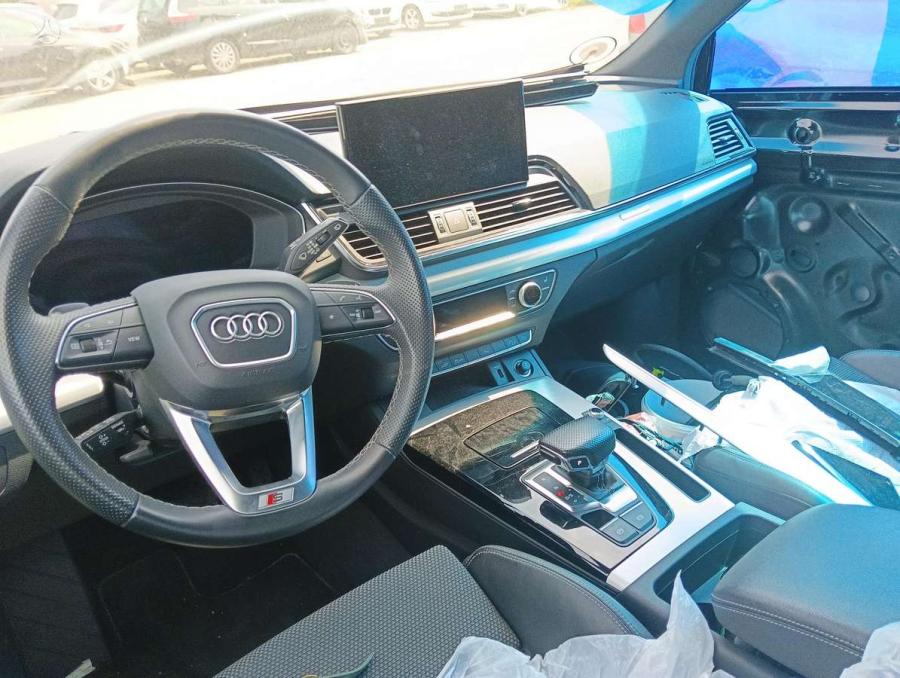 Black Audi Q5 2023 in Marijampole, with an engine capacity of 1.98 L and mileage of 160 thousand km for 14500 €, photo 20 on AUTOMOTO.COM.LV