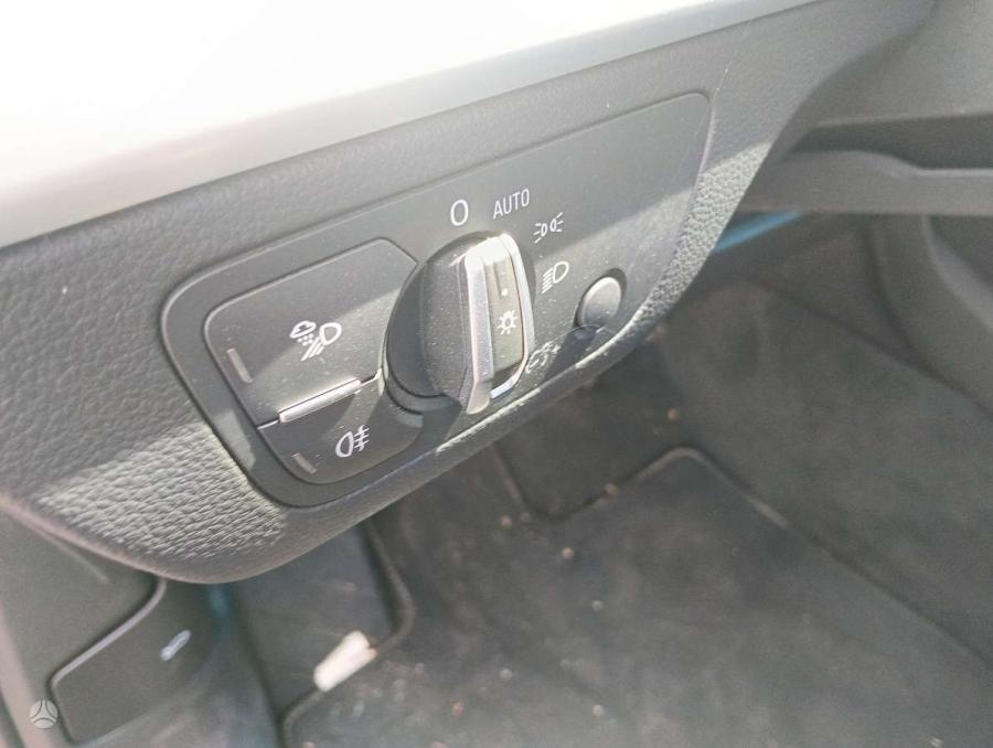 Black Audi Q5 2023 in Marijampole, with an engine capacity of 1.98 L and mileage of 160 thousand km for 14500 €, photo 25 on AUTOMOTO.COM.LV