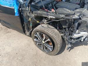 Black Audi Q5 2023 in Marijampole, with an engine capacity of 1.98 L and mileage of 160 thousand km for 14500 €, photo 29 on AUTOMOTO.COM.LV